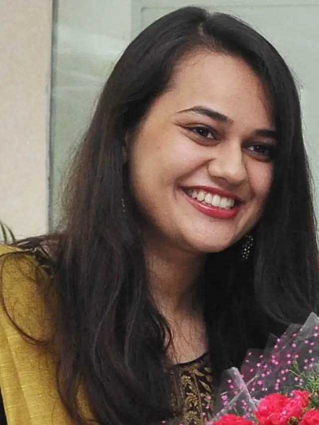Tina Dabi Ias officer Know More about her » Hindiaup